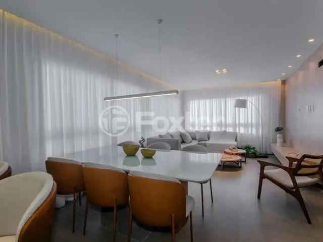 Apartamento para Venda em Porto Alegre/RS Auxiliadora 3 Quartos