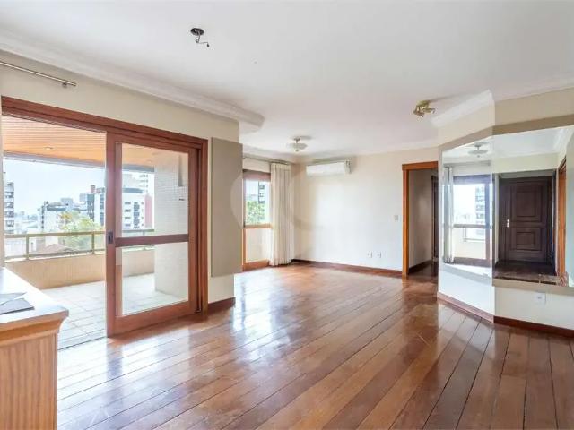 Apartamento para Venda em Porto Alegre/RS Auxiliadora 3 Quartos