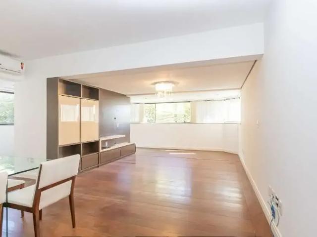 Apartamento para Venda em Porto Alegre/RS Auxiliadora 3 Quartos