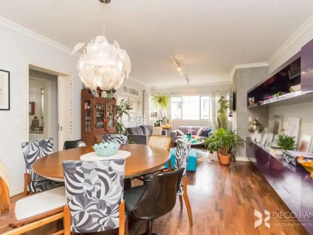 Apartamento para Venda em Porto Alegre/RS Auxiliadora 3 Quartos