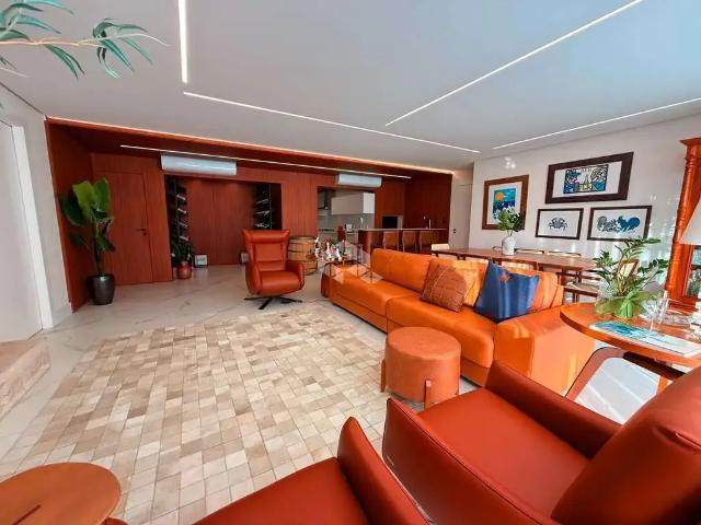Apartamento para Venda em Porto Alegre/RS Auxiliadora 3 Quartos