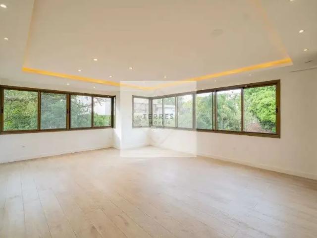 Apartamento para Venda em Porto Alegre/RS Auxiliadora 3 Quartos