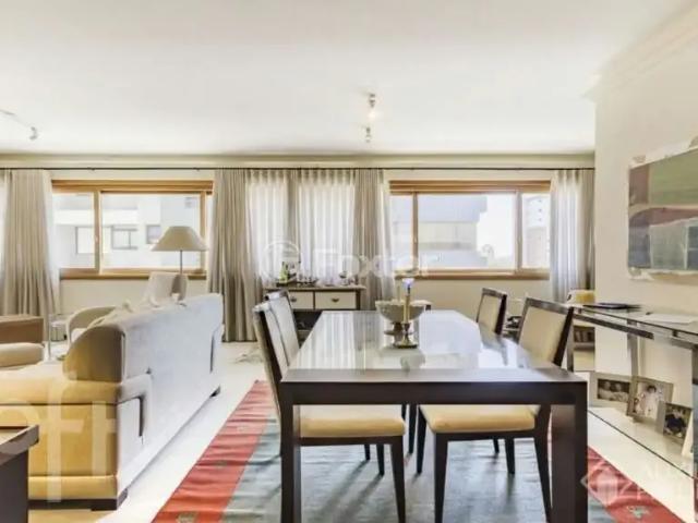 Apartamento para Venda em Porto Alegre/RS Auxiliadora 3 Quartos