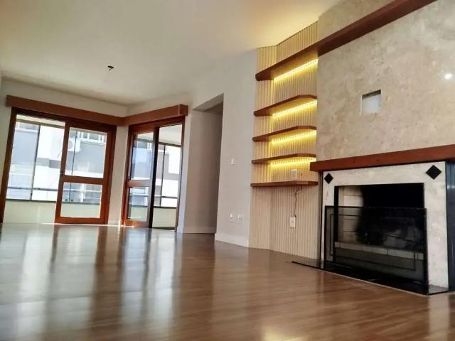 Apartamento para Venda em Porto Alegre/RS Auxiliadora 3 Quartos