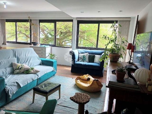 Apartamento para Venda em Porto Alegre/RS Auxiliadora 4 Quartos
