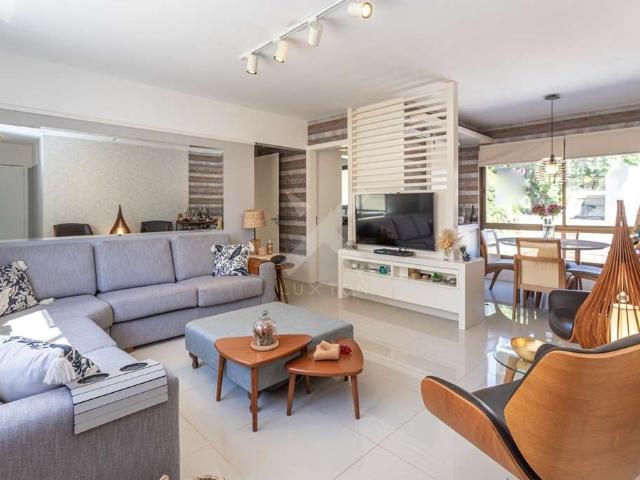 Apartamento para Venda em Porto Alegre/RS Auxiliadora 3 Quartos