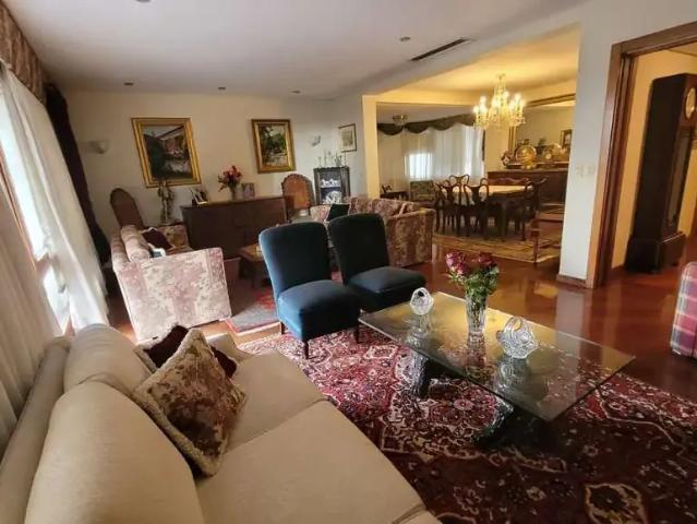 Apartamento para Venda em Porto Alegre/RS Auxiliadora 4 Quartos