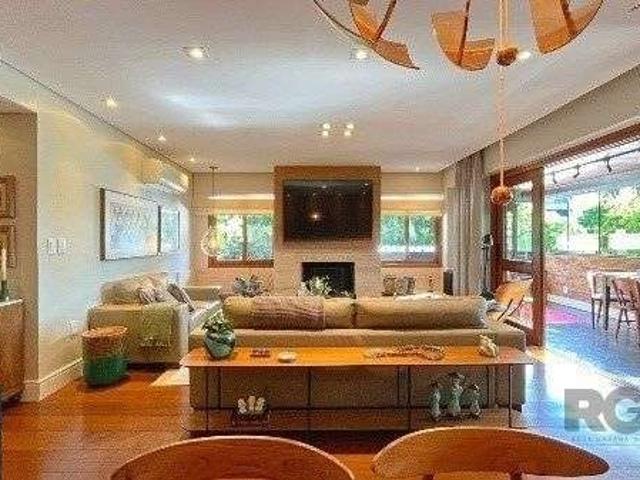 Apartamento para Venda em Porto Alegre/RS Auxiliadora 4 Quartos