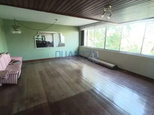 Apartamento para Venda em Porto Alegre/RS Auxiliadora 4 Quartos