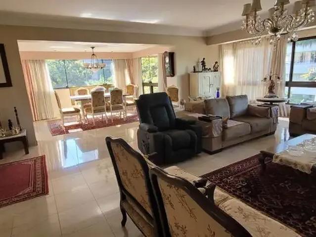 Apartamento para Venda em Porto Alegre/RS Auxiliadora 4 Quartos