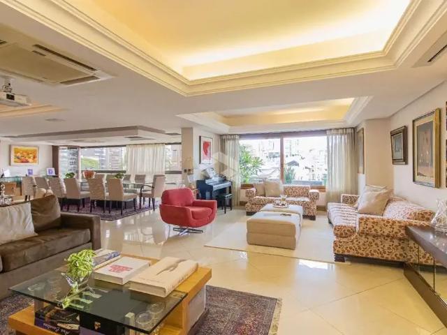 Apartamento para Venda em Porto Alegre/RS Auxiliadora 5 Quartos