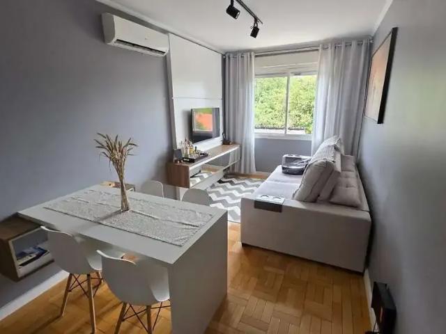 Apartamento para Venda em Porto Alegre/RS Azenha 1 Quartos
