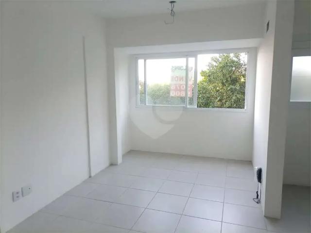 Apartamento para Venda em Porto Alegre/RS Azenha 1 Quartos