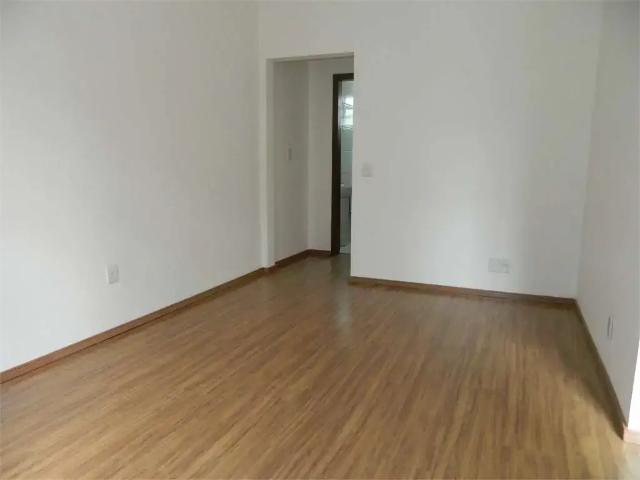 Apartamento para Venda em Porto Alegre/RS Azenha 1 Quartos