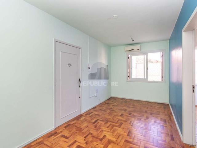 Apartamento para Venda em Porto Alegre/RS Cidade Baixa 2 Quartos
