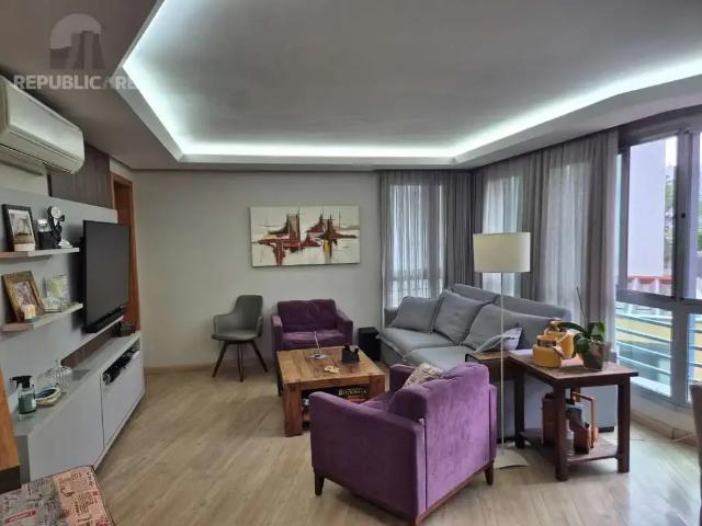 Apartamento para Venda em Porto Alegre/RS Azenha 3 Quartos