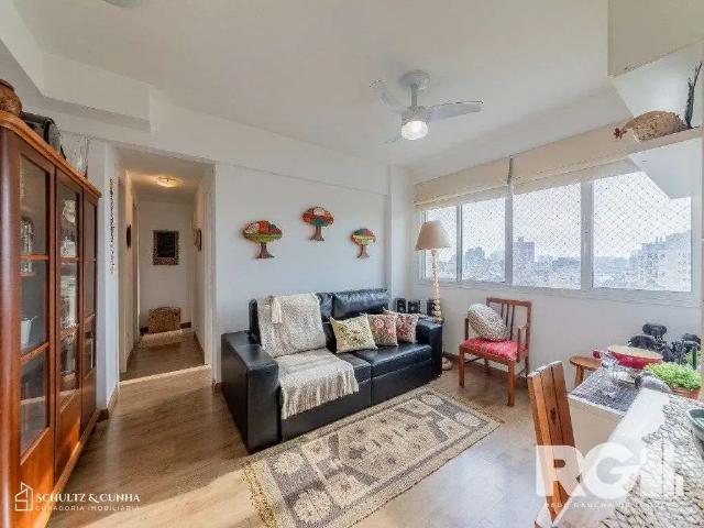 Apartamento para Venda em Porto Alegre/RS Azenha 3 Quartos