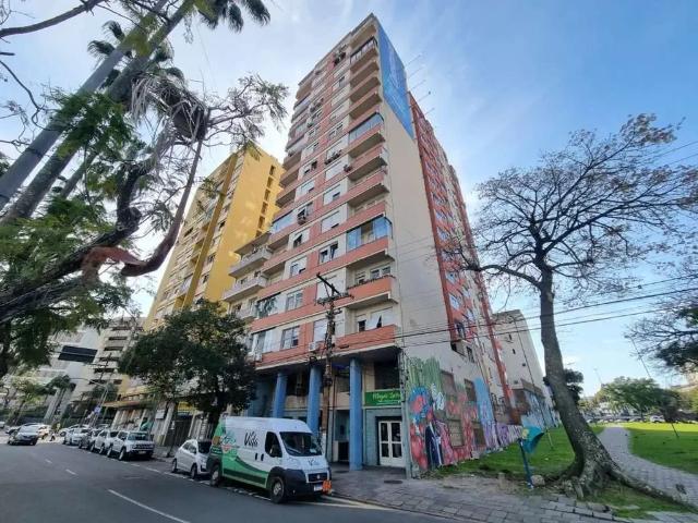 Apartamento para Venda em Porto Alegre/RS Bom Fim 3 Quartos