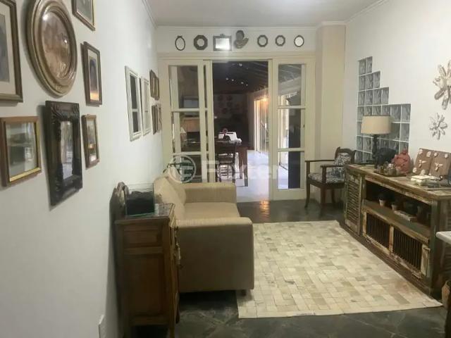 Apartamento para Venda em Porto Alegre/RS Bom Fim 3 Quartos
