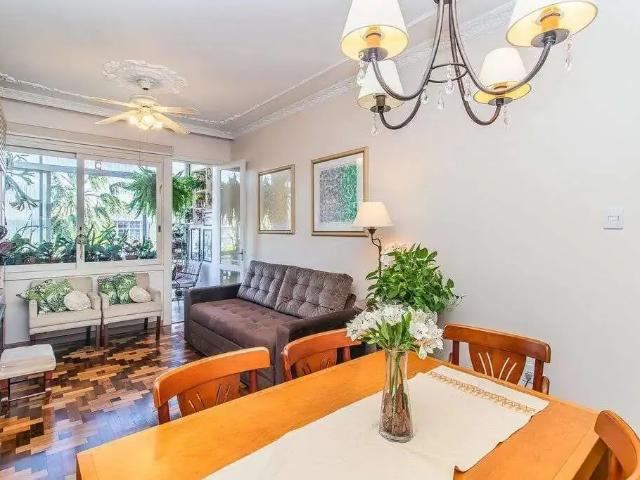 Apartamento para Venda em Porto Alegre/RS Bom Fim 3 Quartos