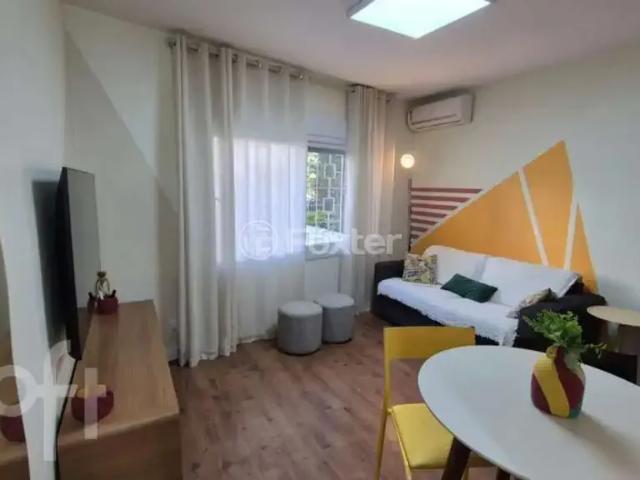Apartamento para Venda em Porto Alegre/RS Bom Fim 2 Quartos