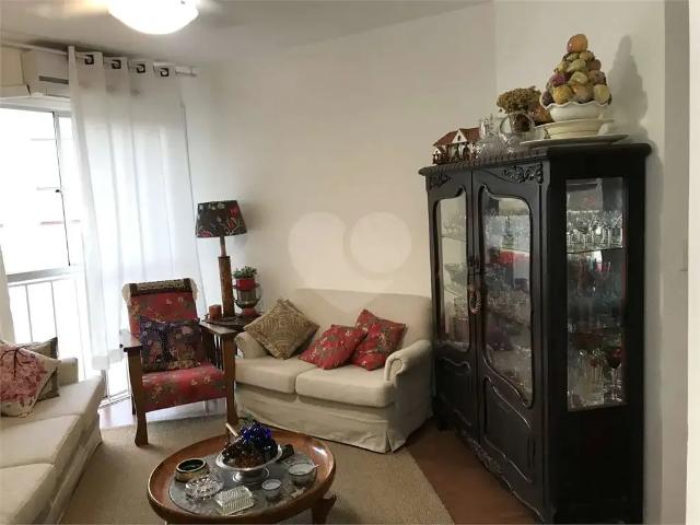 Apartamento para Venda em Porto Alegre/RS Camaquã 2 Quartos