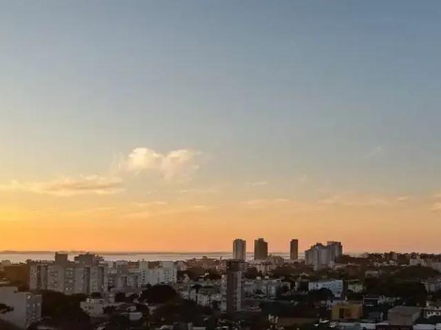 Apartamento para Venda em Porto Alegre/RS Cavalhada 2 Quartos