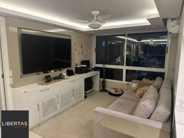 Apartamento para Venda em Porto Alegre/RS Cavalhada 2 Quartos