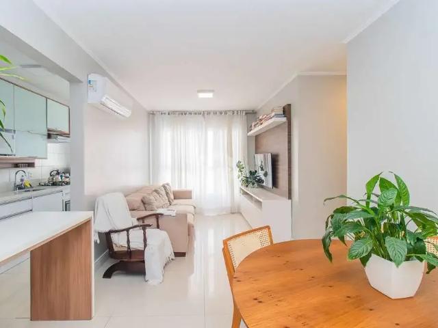 Apartamento para Venda em Porto Alegre/RS Cavalhada 3 Quartos