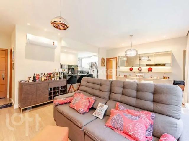 Apartamento para Venda em Porto Alegre/RS Cavalhada 3 Quartos