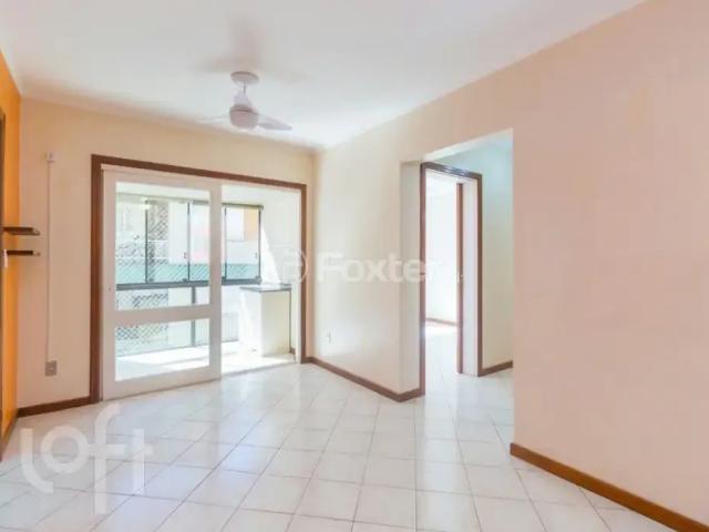 Apartamento para Venda em Porto Alegre/RS Cavalhada 3 Quartos