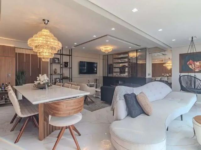 Apartamento para Venda em Porto Alegre/RS Central Parque 3 Quartos
