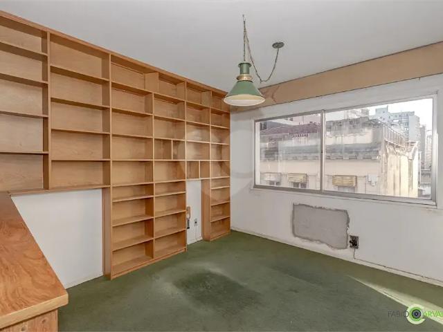 Apartamento para Venda em Porto Alegre/RS Centro 1 Quartos