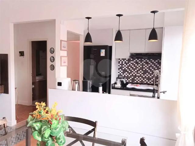 Apartamento para Venda em Porto Alegre/RS Centro 1 Quartos