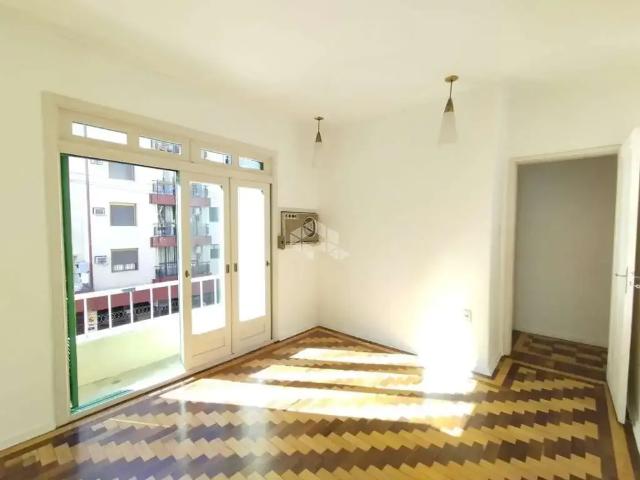 Apartamento para Venda em Porto Alegre/RS Centro 2 Quartos