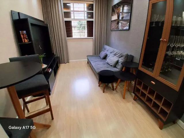 Apartamento para Venda em Porto Alegre/RS Centro 2 Quartos