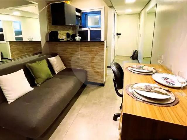 Apartamento para Venda em Porto Alegre/RS Centro 2 Quartos