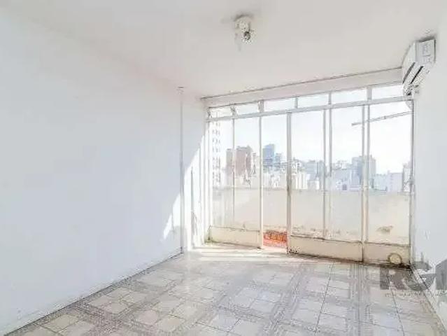 Apartamento para Venda em Porto Alegre/RS Centro Histórico 3 Quartos
