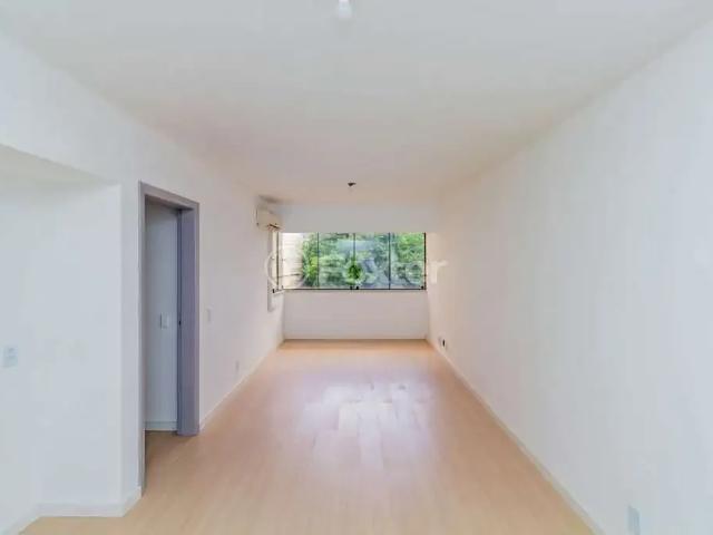 Apartamento para Venda em Porto Alegre/RS Centro Histórico 3 Quartos