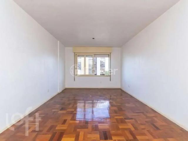 Apartamento para Venda em Porto Alegre/RS Centro Histórico 3 Quartos