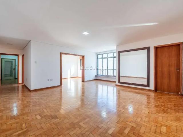 Apartamento para Venda em Porto Alegre/RS Centro Histórico 3 Quartos