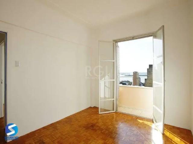 Apartamento para Venda em Porto Alegre/RS Centro Histórico 3 Quartos