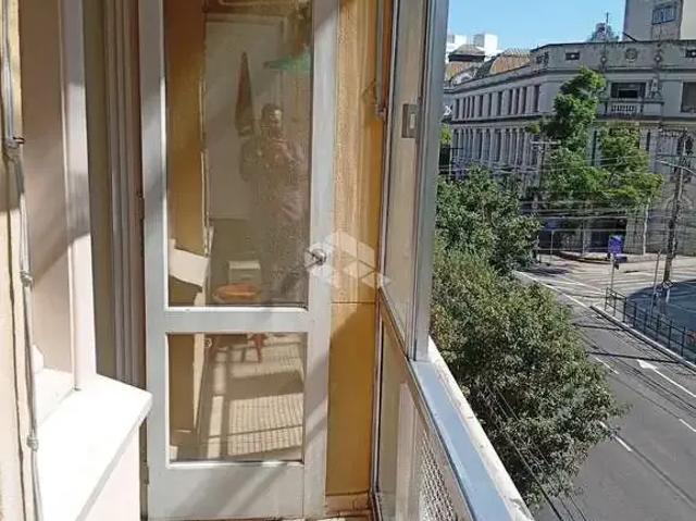 Apartamento para Venda em Porto Alegre/RS Centro Histórico 3 Quartos