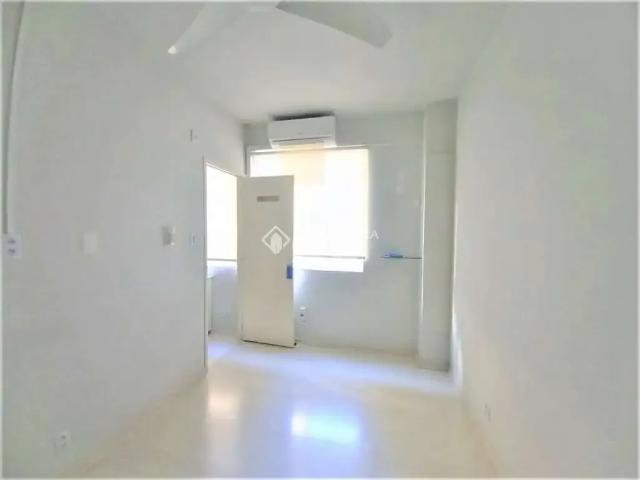 Apartamento para Venda em Porto Alegre/RS Centro Histórico 1 Quartos