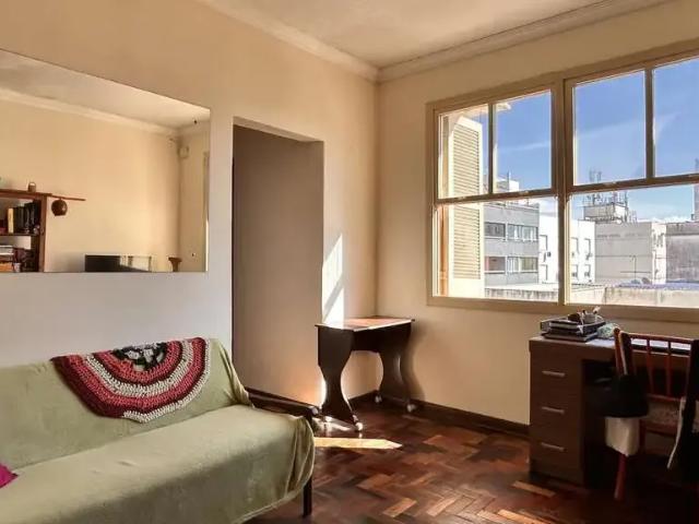 Apartamento para Venda em Porto Alegre/RS Centro Histórico 1 Quartos