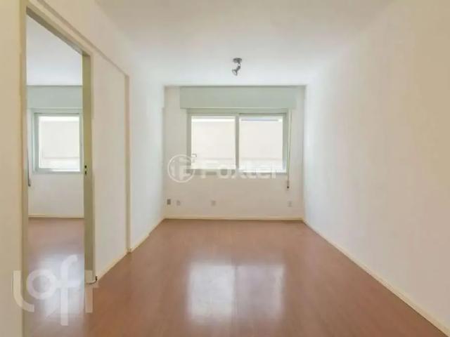 Apartamento para Venda em Porto Alegre/RS Centro Histórico 1 Quartos