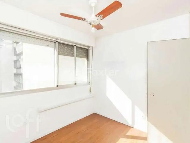 Apartamento para Venda em Porto Alegre/RS Centro Histórico 1 Quartos