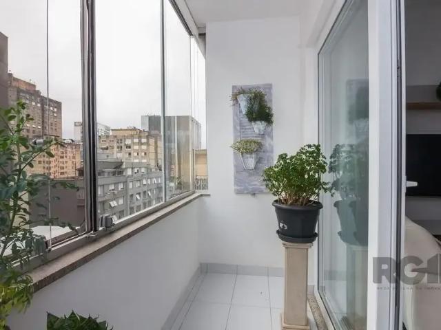 Apartamento para Venda em Porto Alegre/RS Centro Histórico 2 Quartos