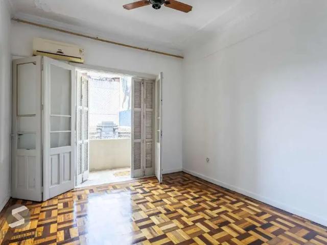 Apartamento para Venda em Porto Alegre/RS Centro Histórico 2 Quartos
