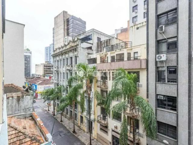 Apartamento para Venda em Porto Alegre/RS Centro Histórico 2 Quartos